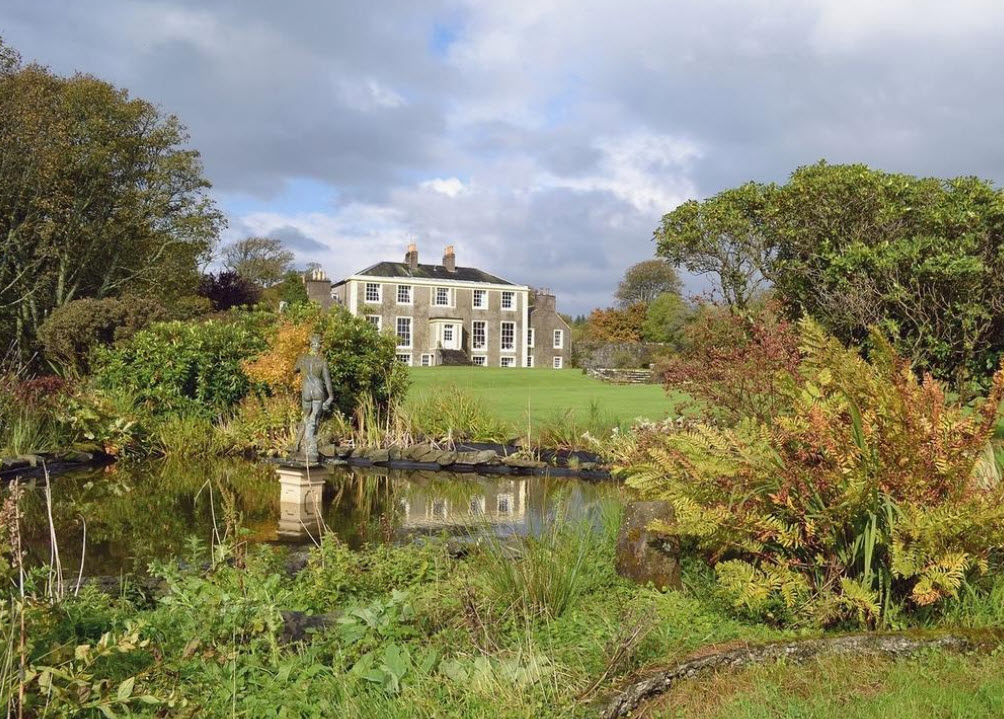 The History of the Scottish Clan Lamont – Black Family